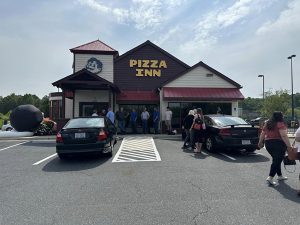 Pizza Inn Buffet Prices Per Person 2024: Cost, Menu, Hours, and More ...