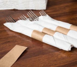 How to Elegantly Wrap Silverware in Napkins for Your Next Buffet
