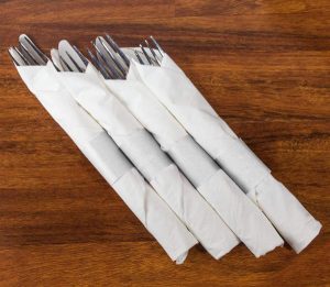 How to Elegantly Wrap Silverware in Napkins for Your Next Buffet